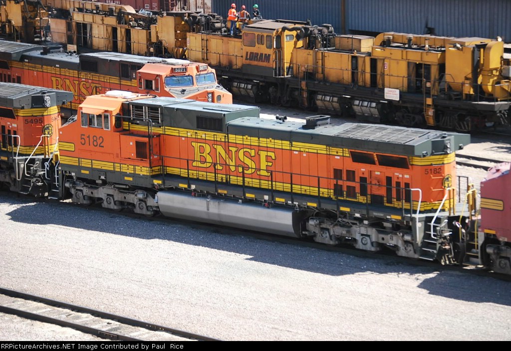 BNSF 5182